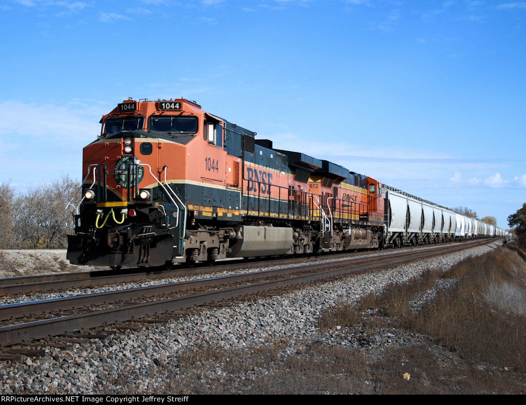 BNSF 1044
